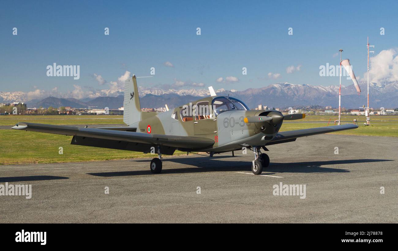 Une Air Force italienne Siai U-208 (ou S.208M) fabriquée par SIAI ...