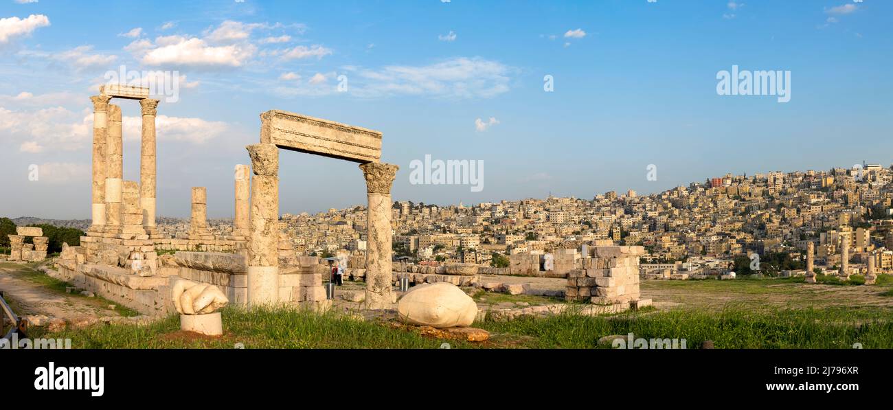 Amman, Jordanie ses ruines romaines au milieu de l'ancien parc de la ...