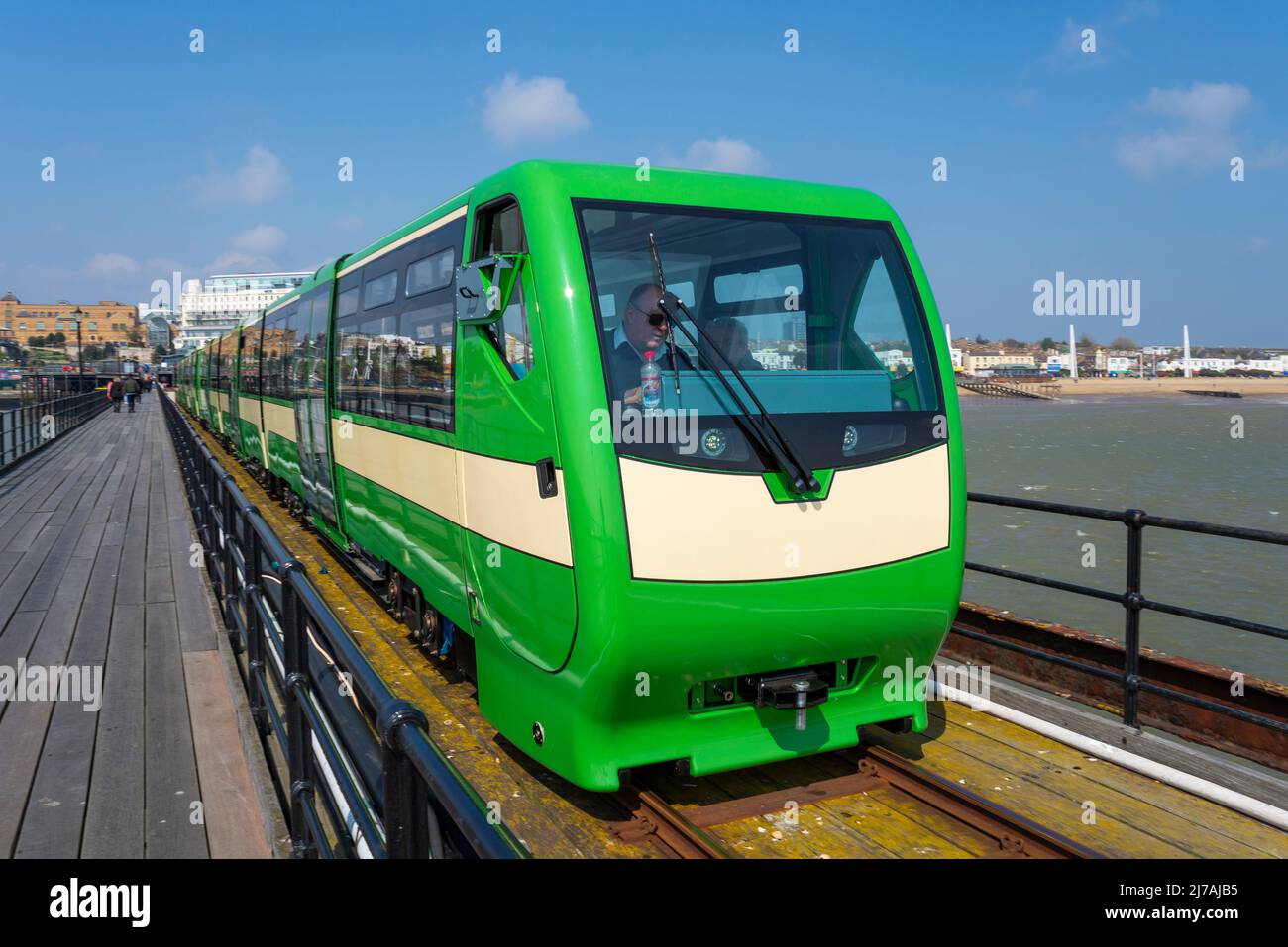 Southend pier railway Banque de photographies et d’images à haute ...