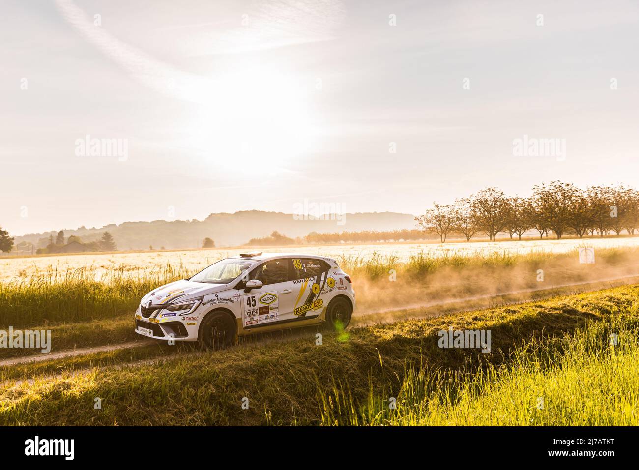 45 MONNIN Jean-Paul, CHIPAUX Sandra, RENAULT Clio RS Rally 5, action ...