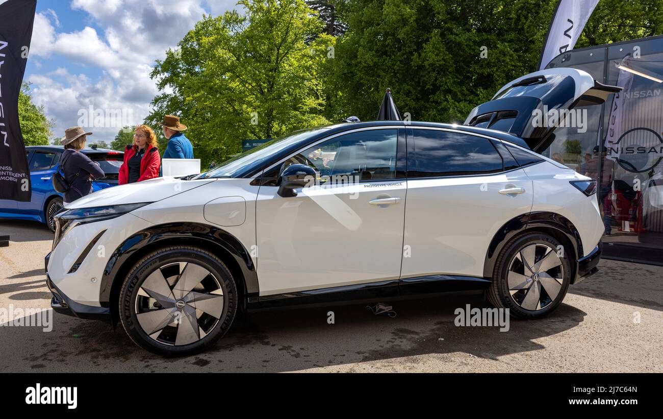Nissan Ariya Electric Crossover prototype de véhicule exposé lors de l ...