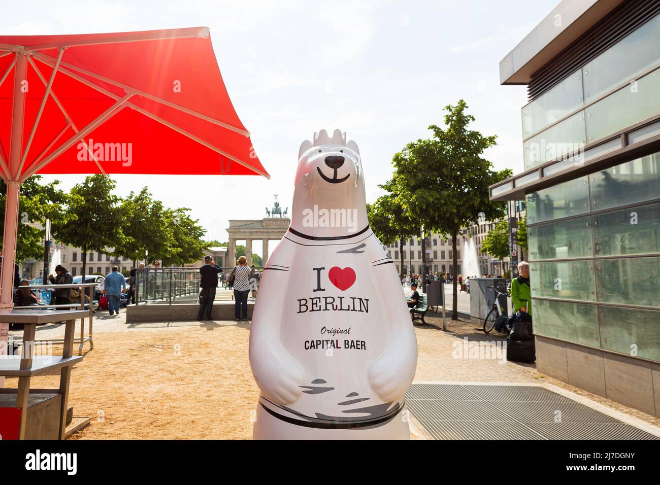 Buddy bear colorier Banque de photographies et d’images à haute résolution - Alamy