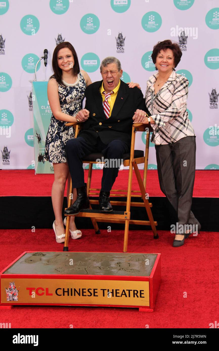 Danielle sarah lewis jerry lewis Banque de photographies et d’images à haute résolution - Alamy