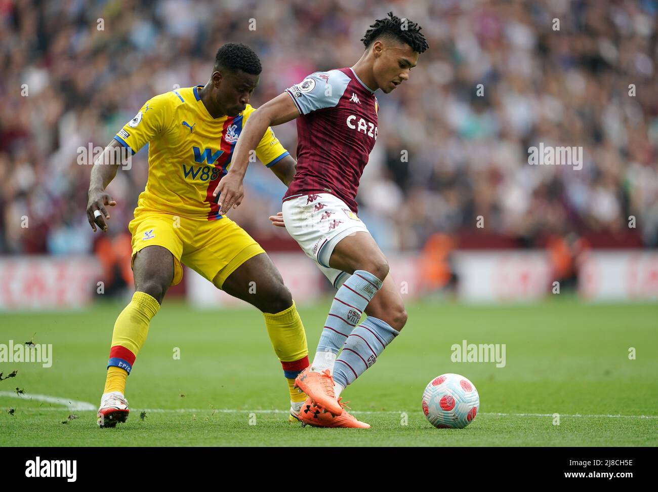 Bataille aston villas ollie watkins Banque de photographies et d’images à haute résolution - Alamy