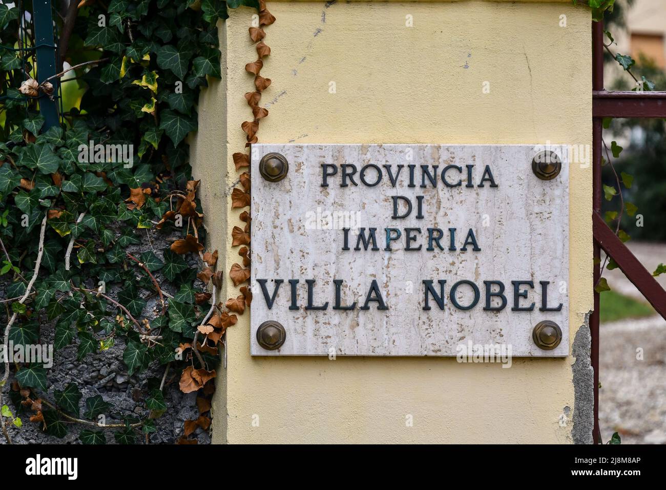 Signe de la villa nobel Banque de photographies et d’images à haute ...