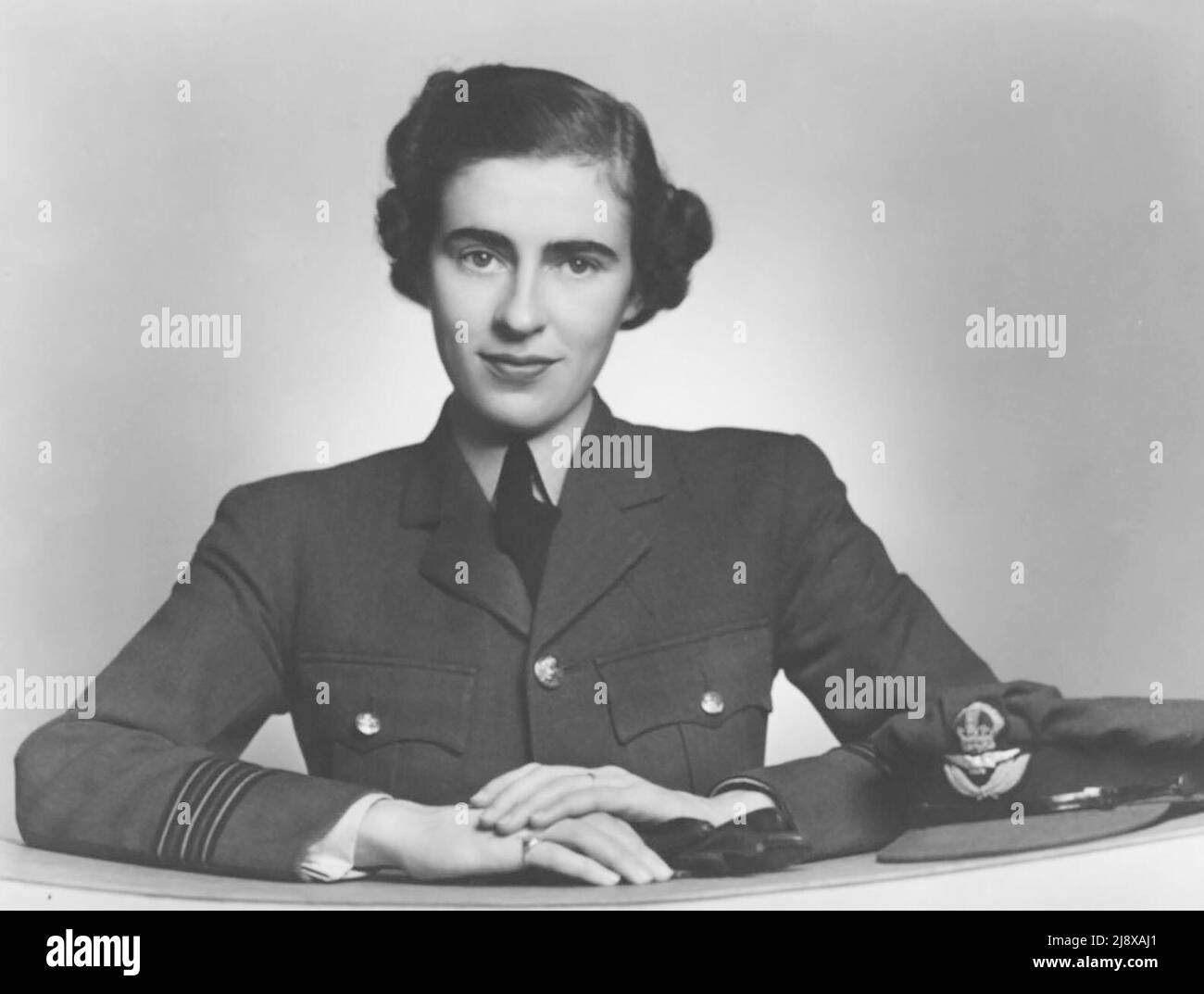 Officier de l’escadre de la Force aérienne royale du Canada, Willa ...