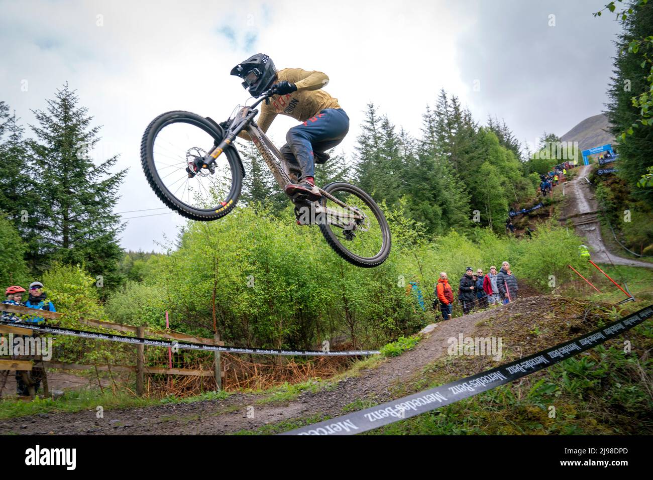 Benjamin Zwar Kvist de Suède dans la qualification de descente des ...