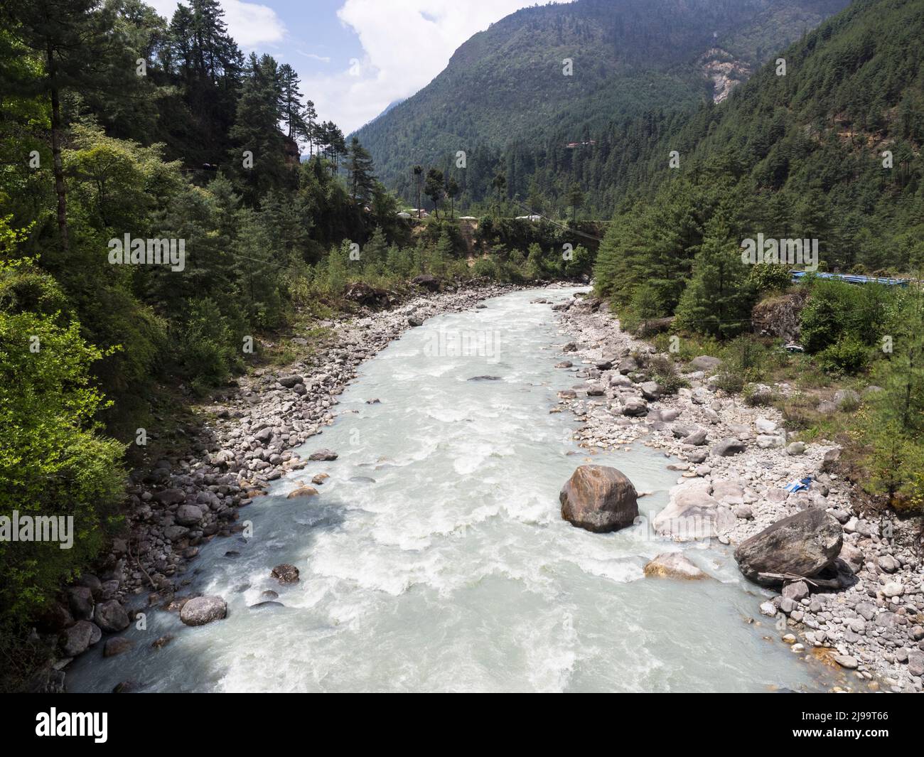 Dudh koshi Banque de photographies et d’images à haute résolution - Alamy