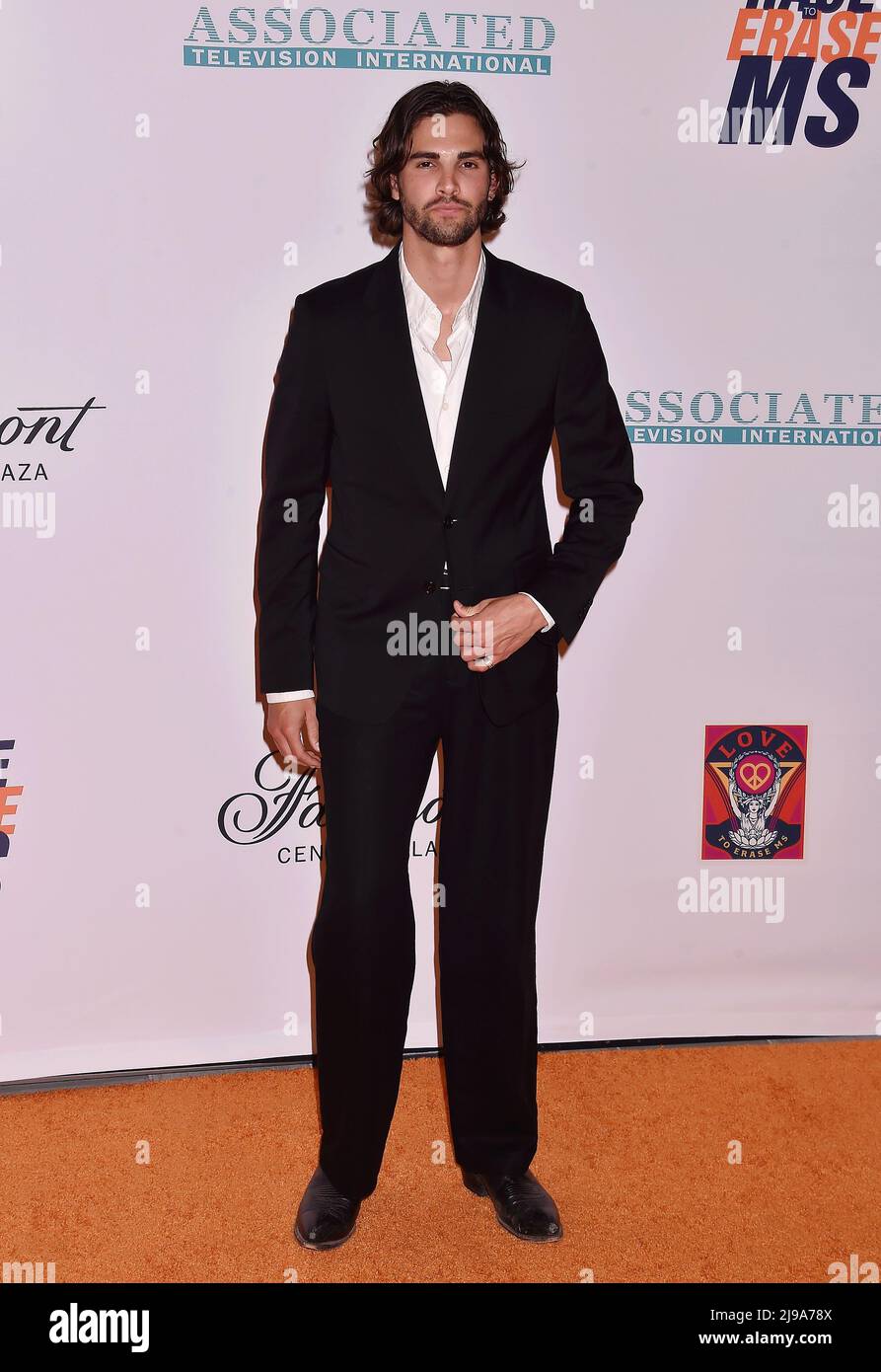 LOS ANGELES, CA - 20 MAI : Gordon Winarick participe à la course ...