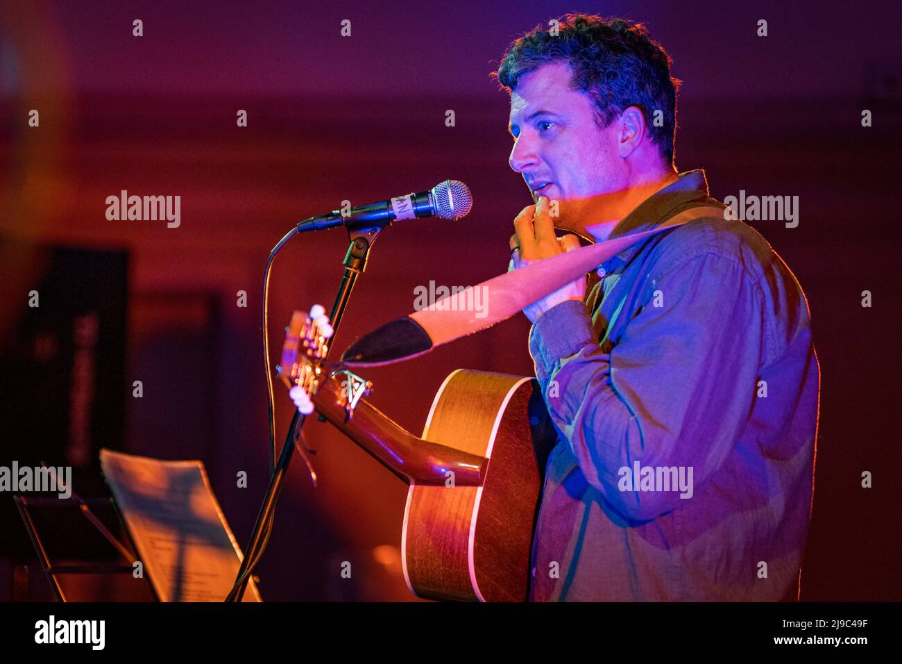 Dan willson chanteur solo Banque de photographies et d’images à haute ...