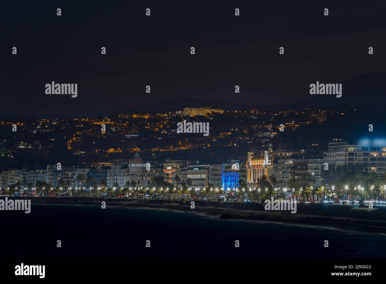 Nice promenade des anglais la nuit Banque de photographies et d’images ...