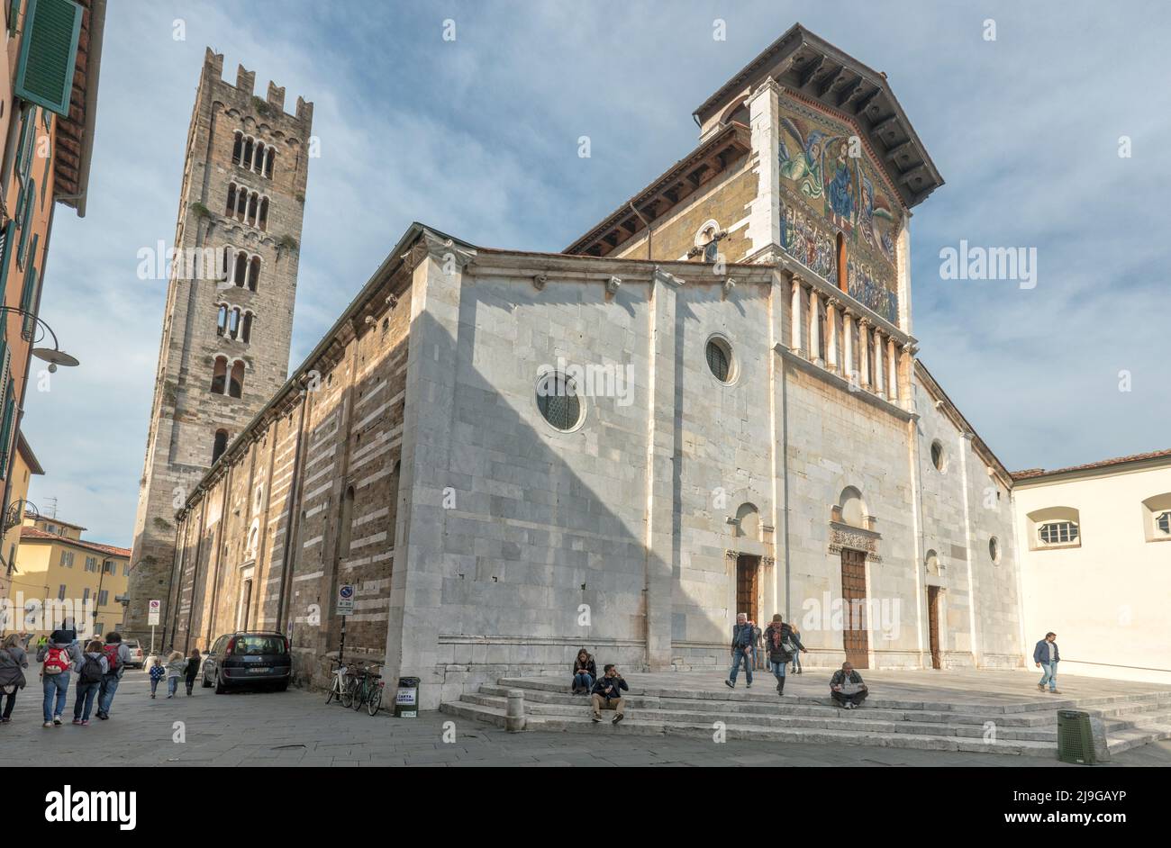 Basilique de San Frediano, Piazza San Frediano, Lucques. Église romane ...
