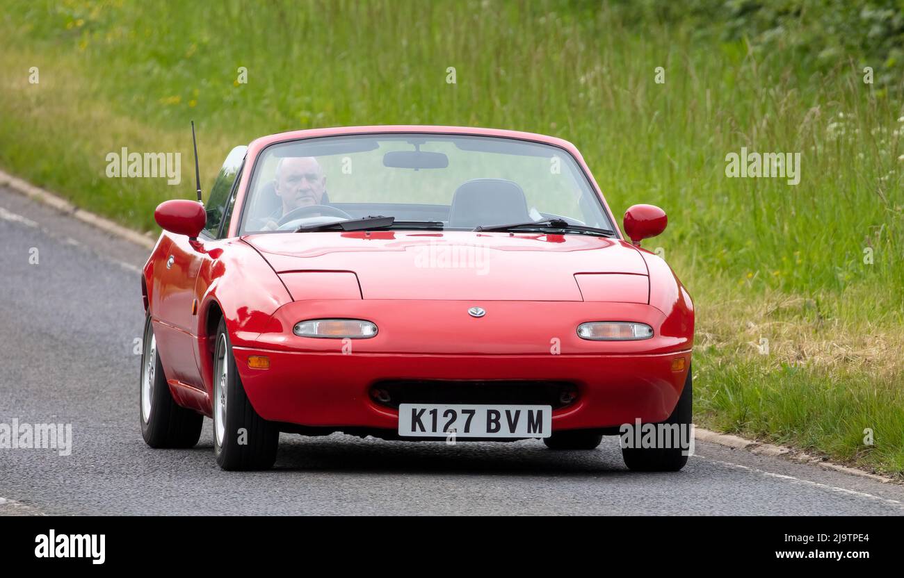 Red mazda Banque de photographies et d’images à haute résolution - Alamy