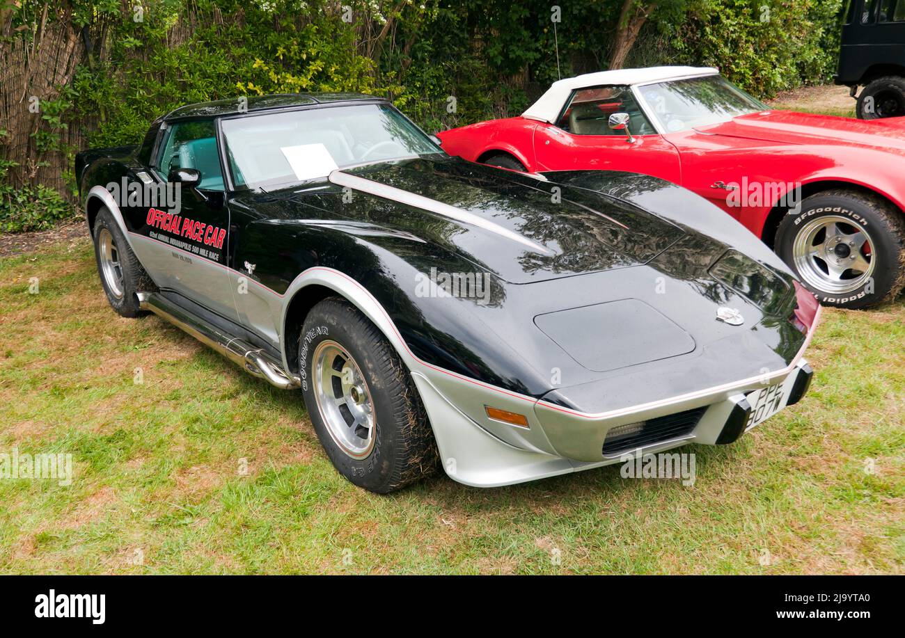 Vue des trois quarts avant d'une Corvette 1978, édition spéciale, noire ...