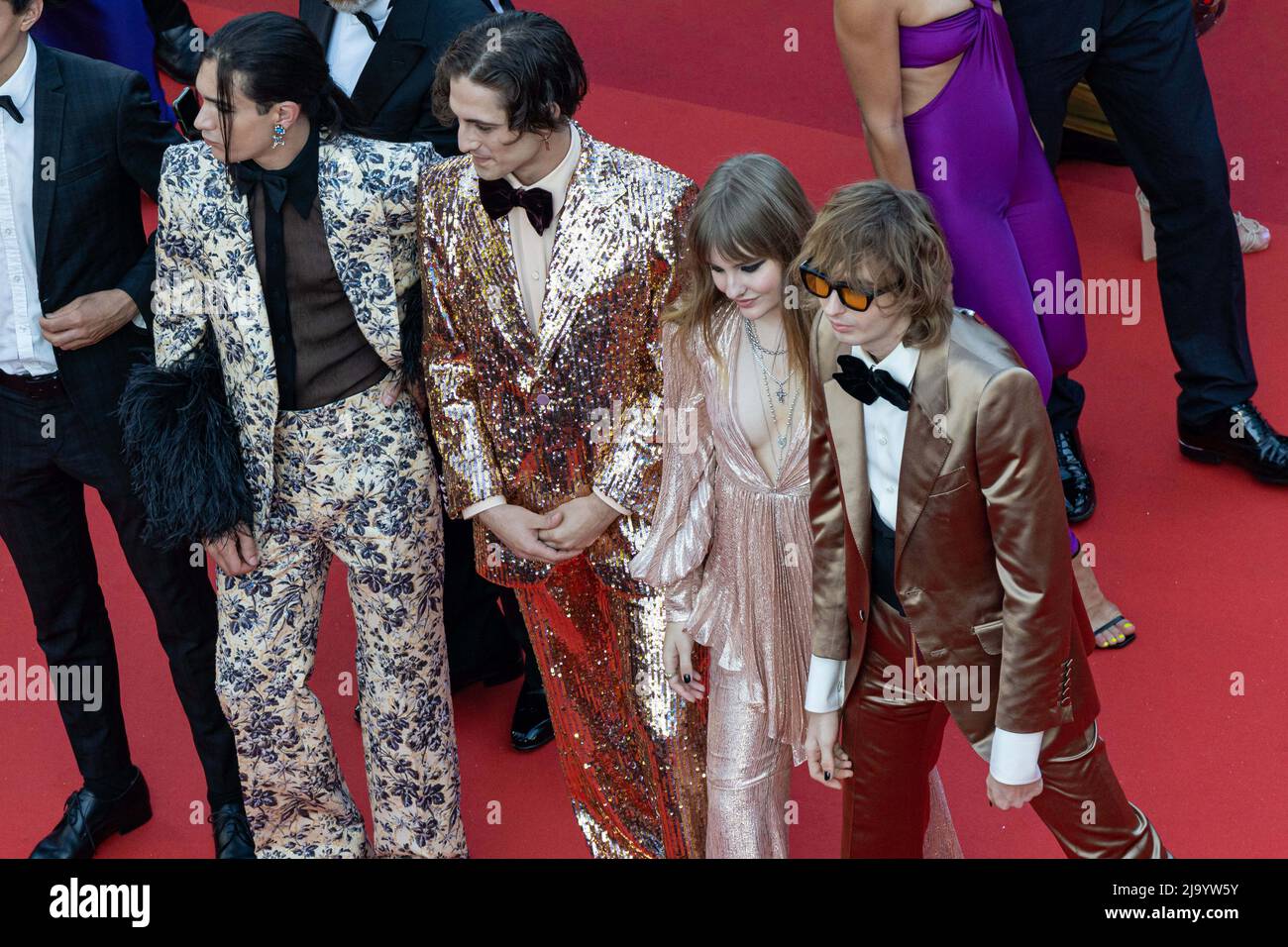 Victoria de Angelis, Thomas Raggi, Damiano David et Ethan Torchio de Maneskin assistent à la ...