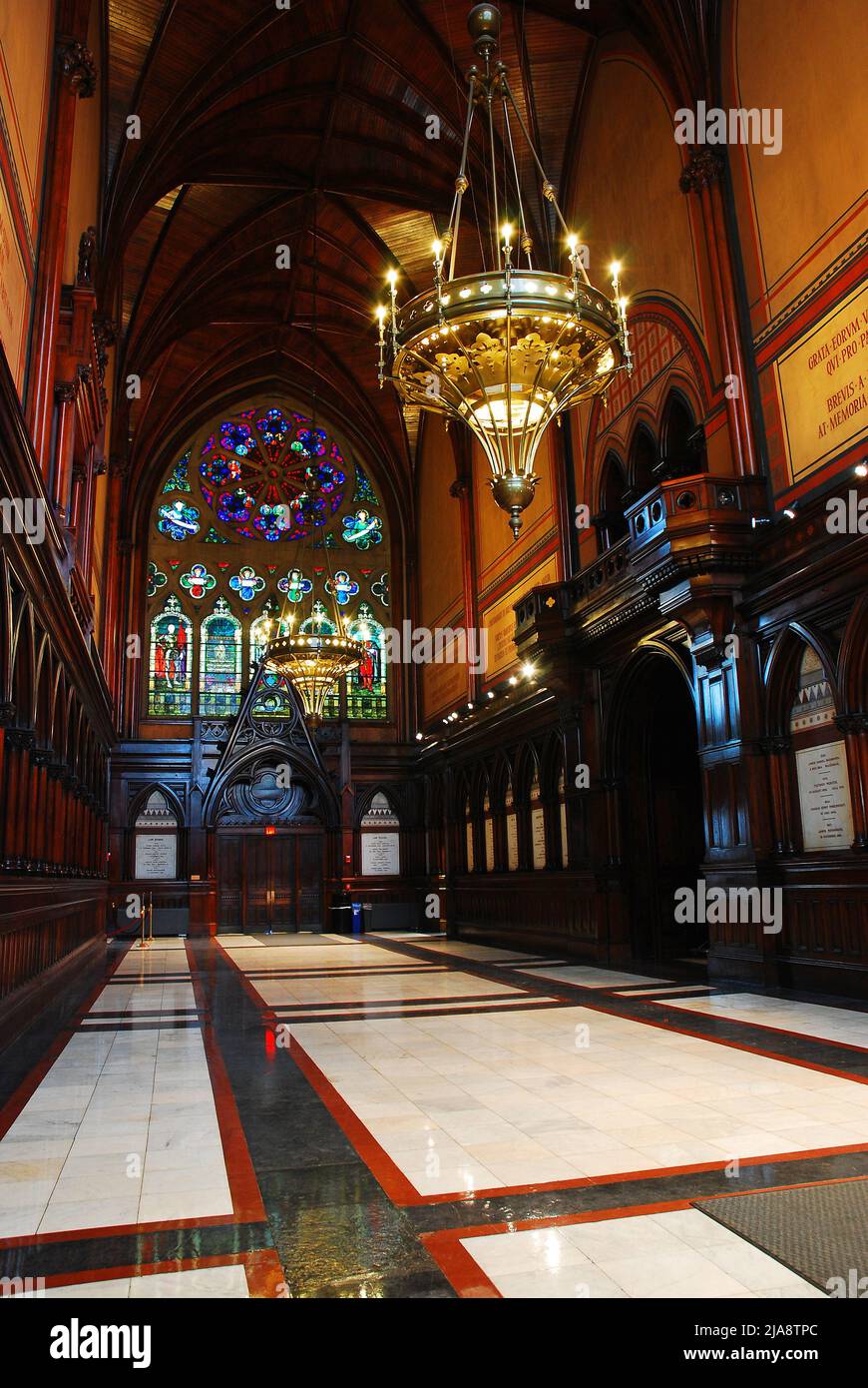 Harvard university boston memorial hall Banque de photographies et d ...