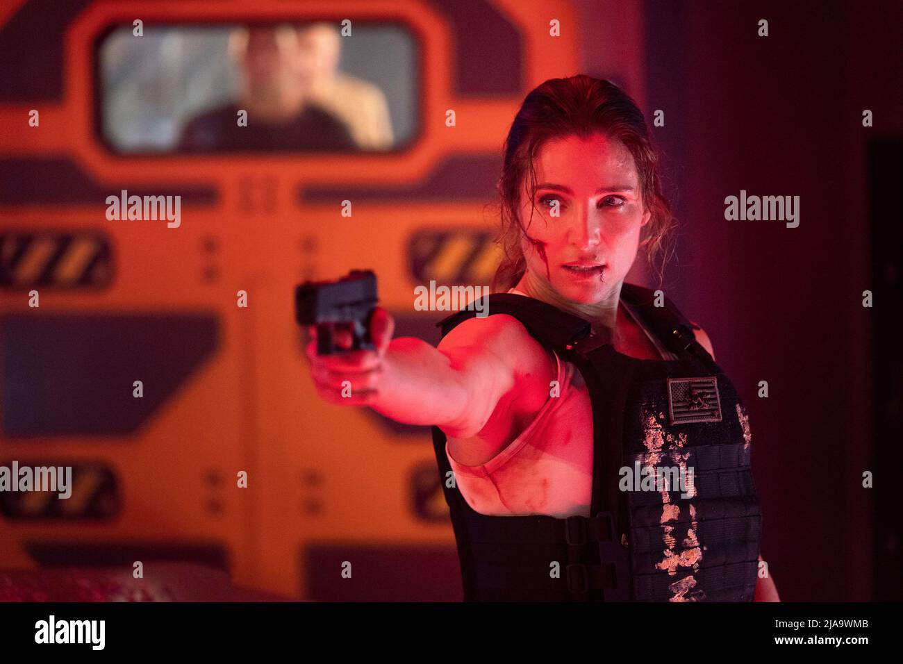 ELSA PATAKY dans INTERCEPTOR (2022), réalisé par MATTHEW REILLY. Crédit ...