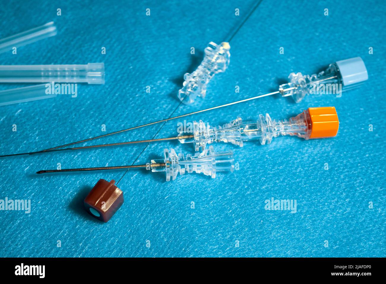 Aiguilles d'injection pour anesthésie rachidienne. Aiguille à pointe ...