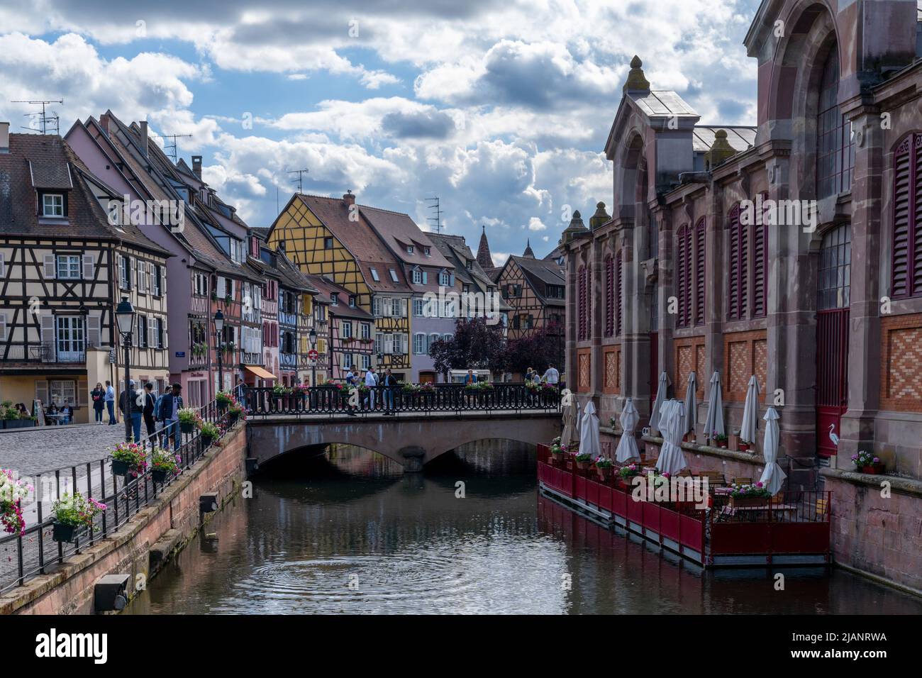 Colmar, France - 29 mai 2022 : le quartier de la petite Venise dans le ...