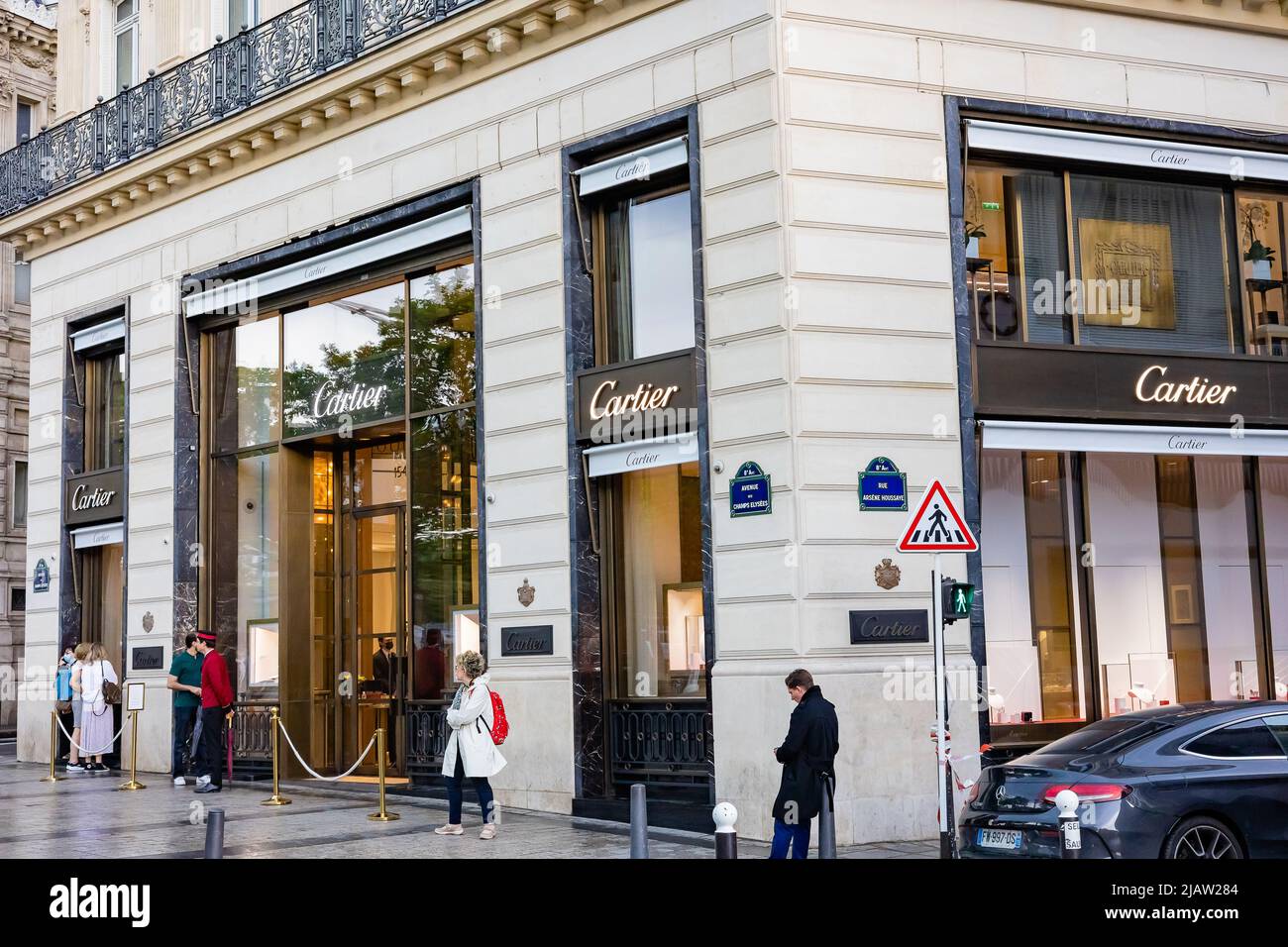 Cartier logo Banque de photographies et d’images à haute résolution - Alamy