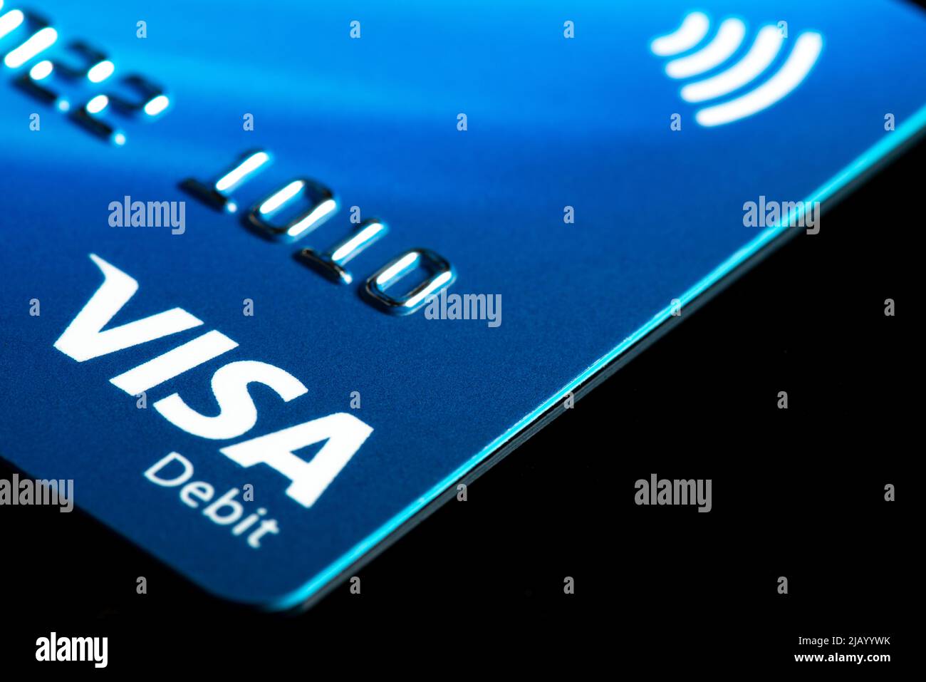 Contactless visa debit card Banque de photographies et d’images à haute ...