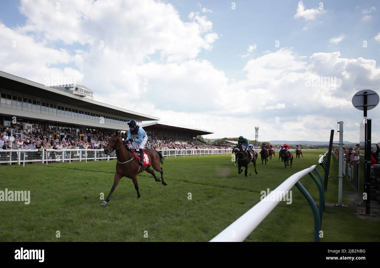 Mattice est monté par Duran Fetiman sur le chemin de gagner les piquets ...