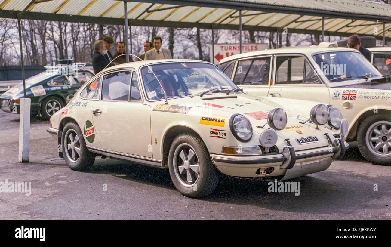 Porsche 911 de Londres à Mexico World Cup Rally 1970 Photo Stock - Alamy