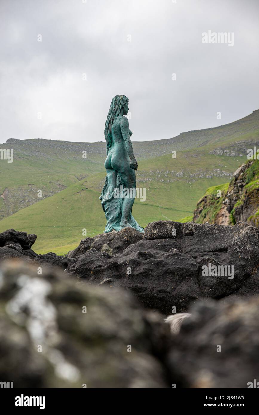 Statue de Kopakonan, légendaire Sealwoman Selkie, village de ...