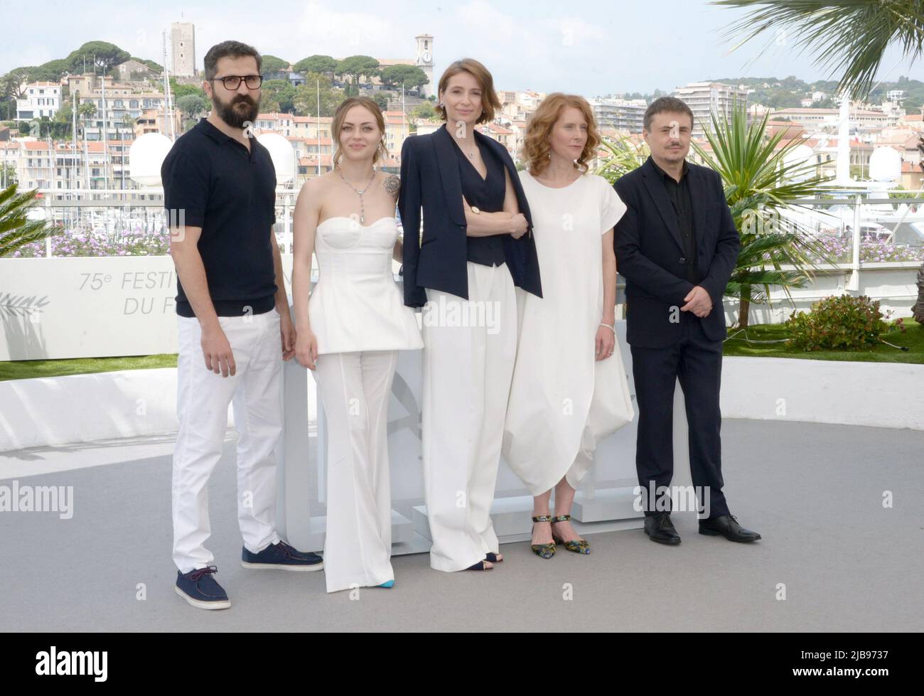 22 mai 2022, CANNES, France: CANNES, FRANCE - MAI 22: Marin Grigore ...