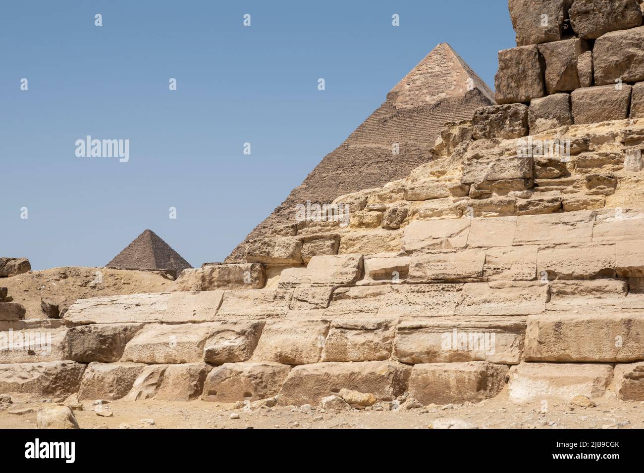 Pyramide de Gizeh sur Khafré plateau, les grandes pyramides de Gizeh ...