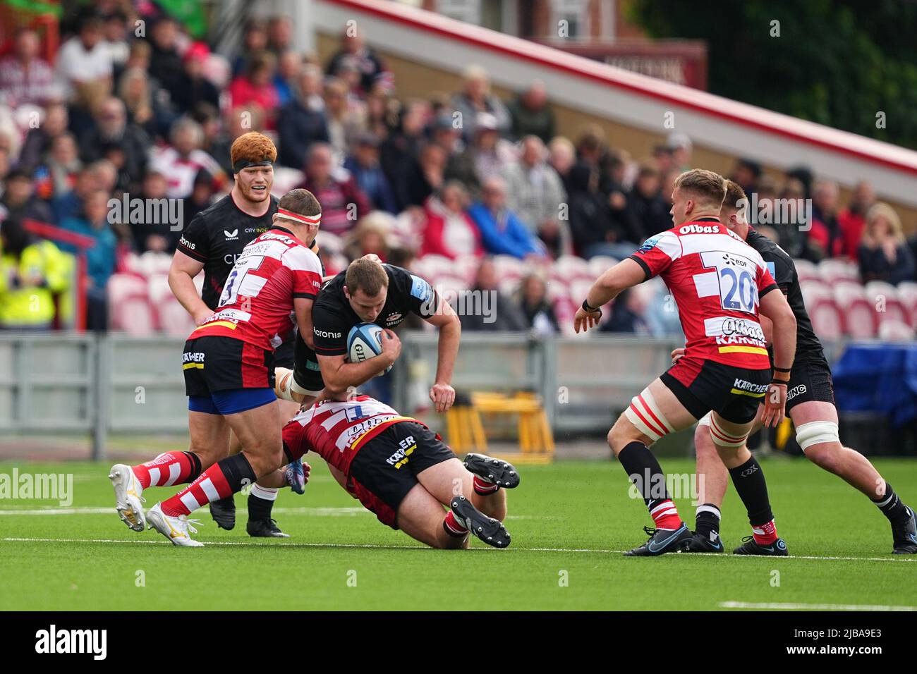 Henry Elrington de Gloucester Rugby et krill Gotovtsev de Gloucester ...