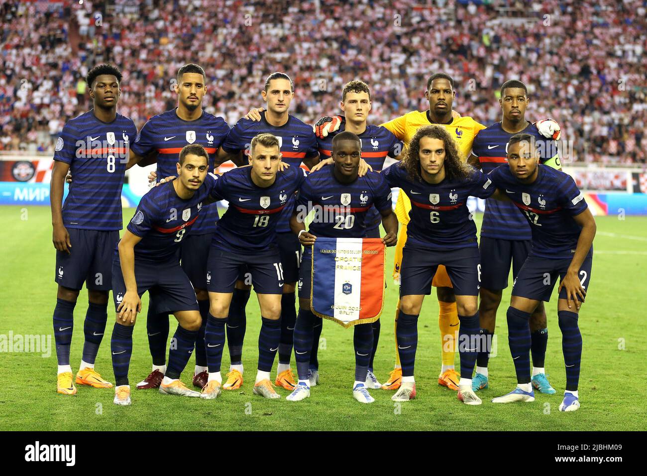 SPLIT, CROATIE - JUIN 06: L'équipe de France pose pour photo avant la ...