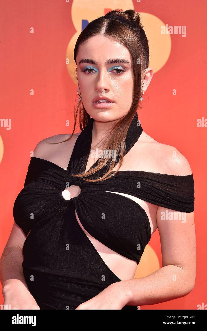 SANTA MONICA, CA - 05 JUIN : Rachel Sennett participe aux MTV Movie ...