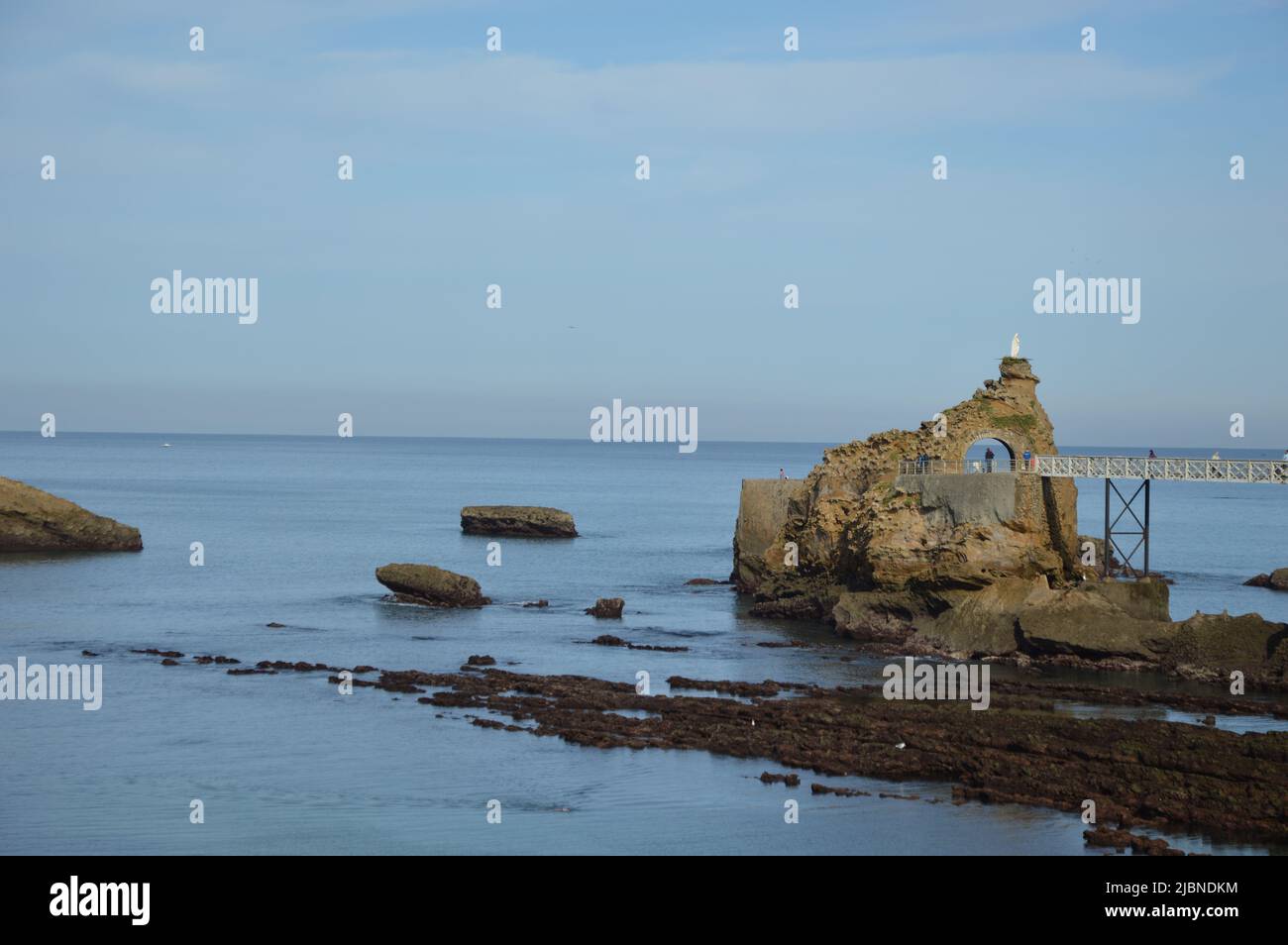 Le rocher de la vierge Banque de photographies et d’images à haute résolution - Alamy