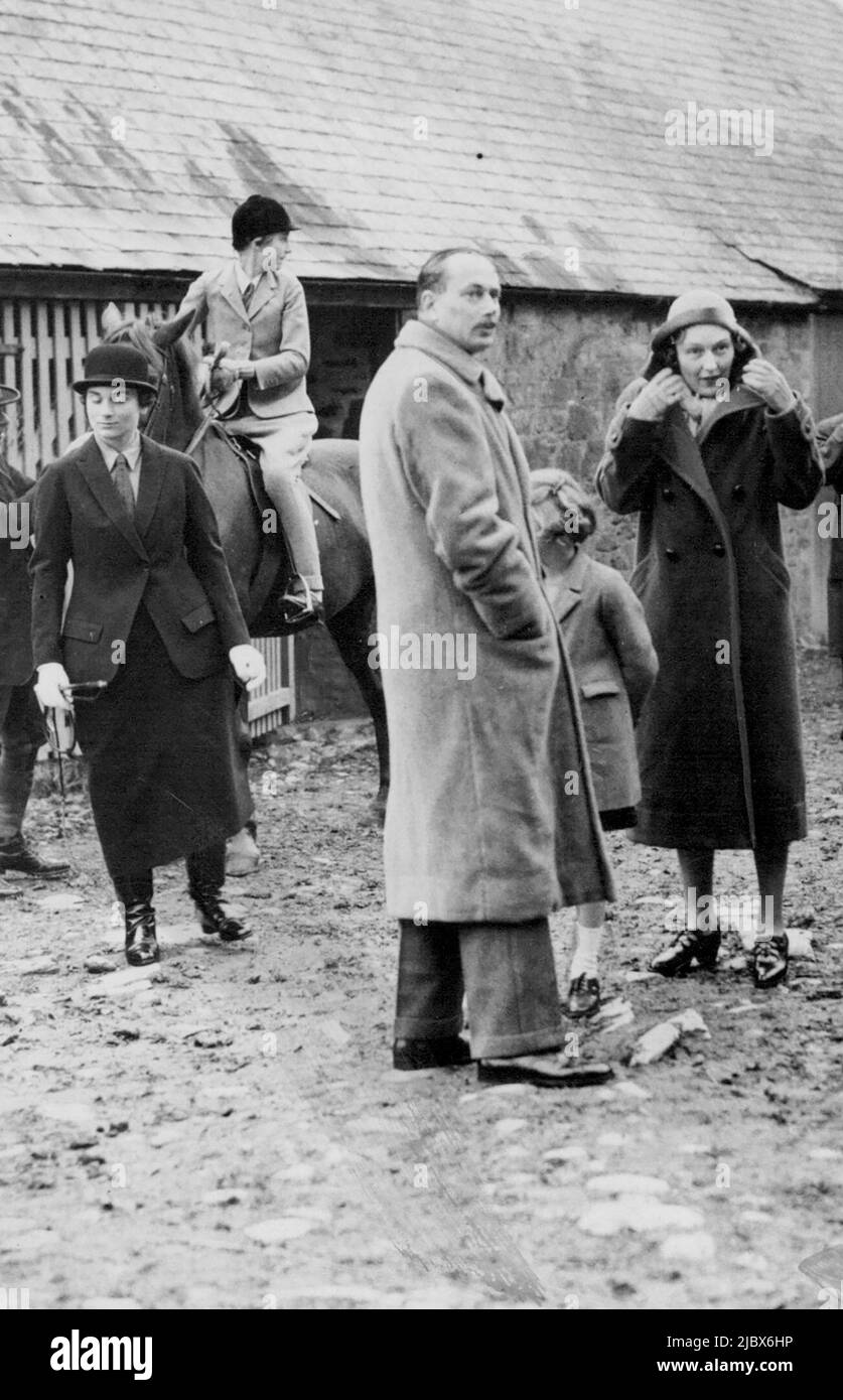 Amoureux royaux à la rencontre -- Lady Alice Douglas Scott (en costume ...