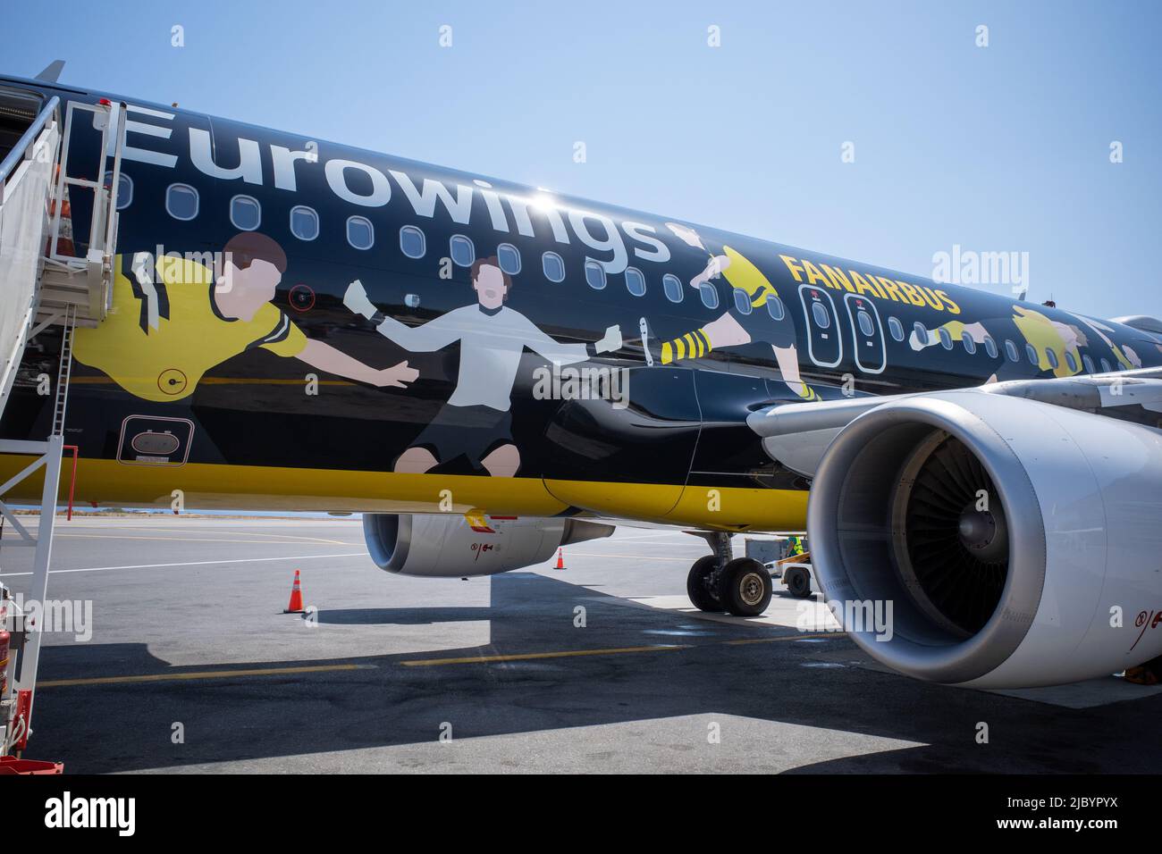 Eurowings a dédié son propre avion aux fans de football: Le BVB ...