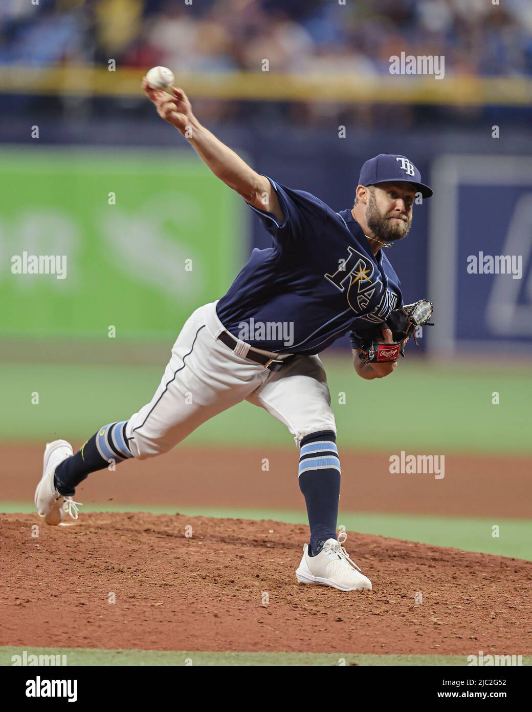 Saint-Pétersbourg, Floride. États-Unis ; Luke Bard (46), pichet de ...