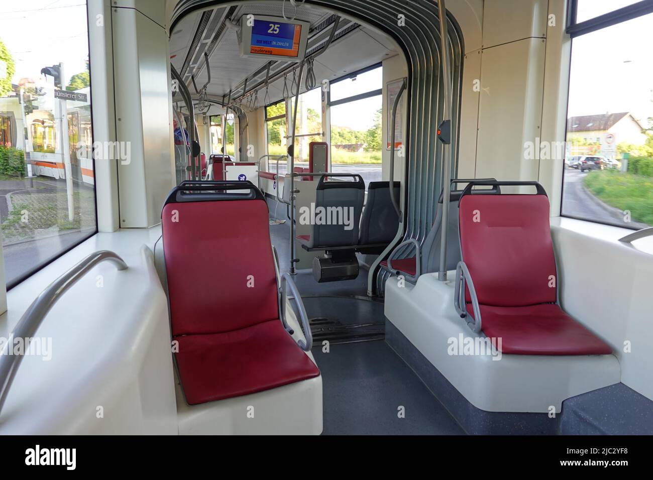 Linz tram Banque de photographies et d’images à haute résolution - Alamy