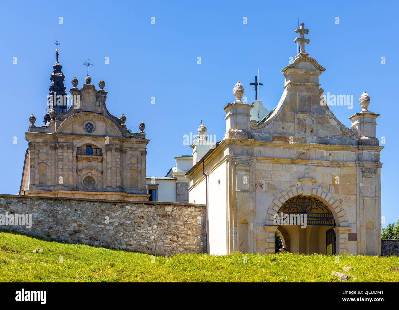 Swiety Krzyz, Pologne - 5 juin 2022 : Lysa Gora, mont Swiety Krzyz au ...