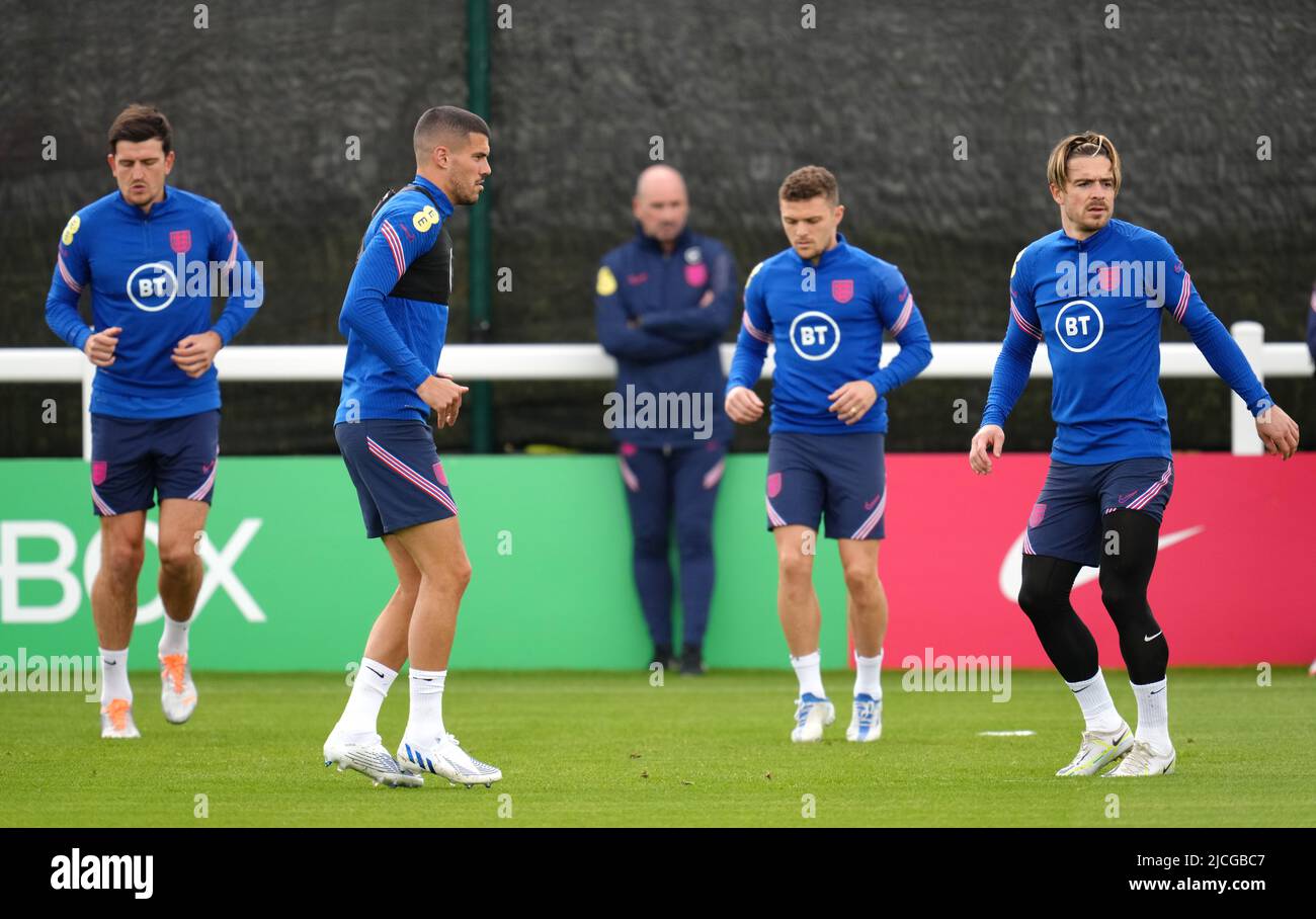 De gauche à droite, Harry Maguire, Conor Coady, Kieran Trippier et Jack ...
