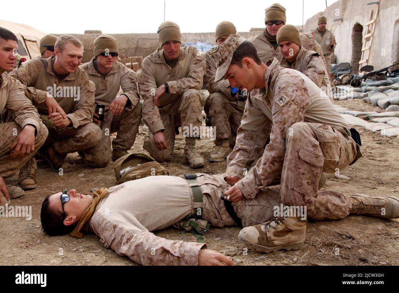 Navy hospital corpsman Banque de photographies et d’images à haute ...