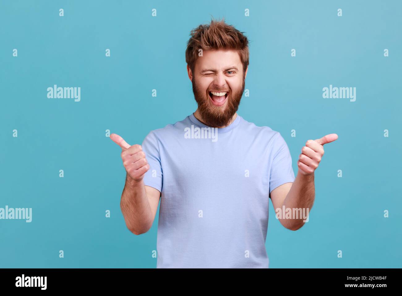 Homme pouce en l'air Banque de photographies et d’images à haute ...