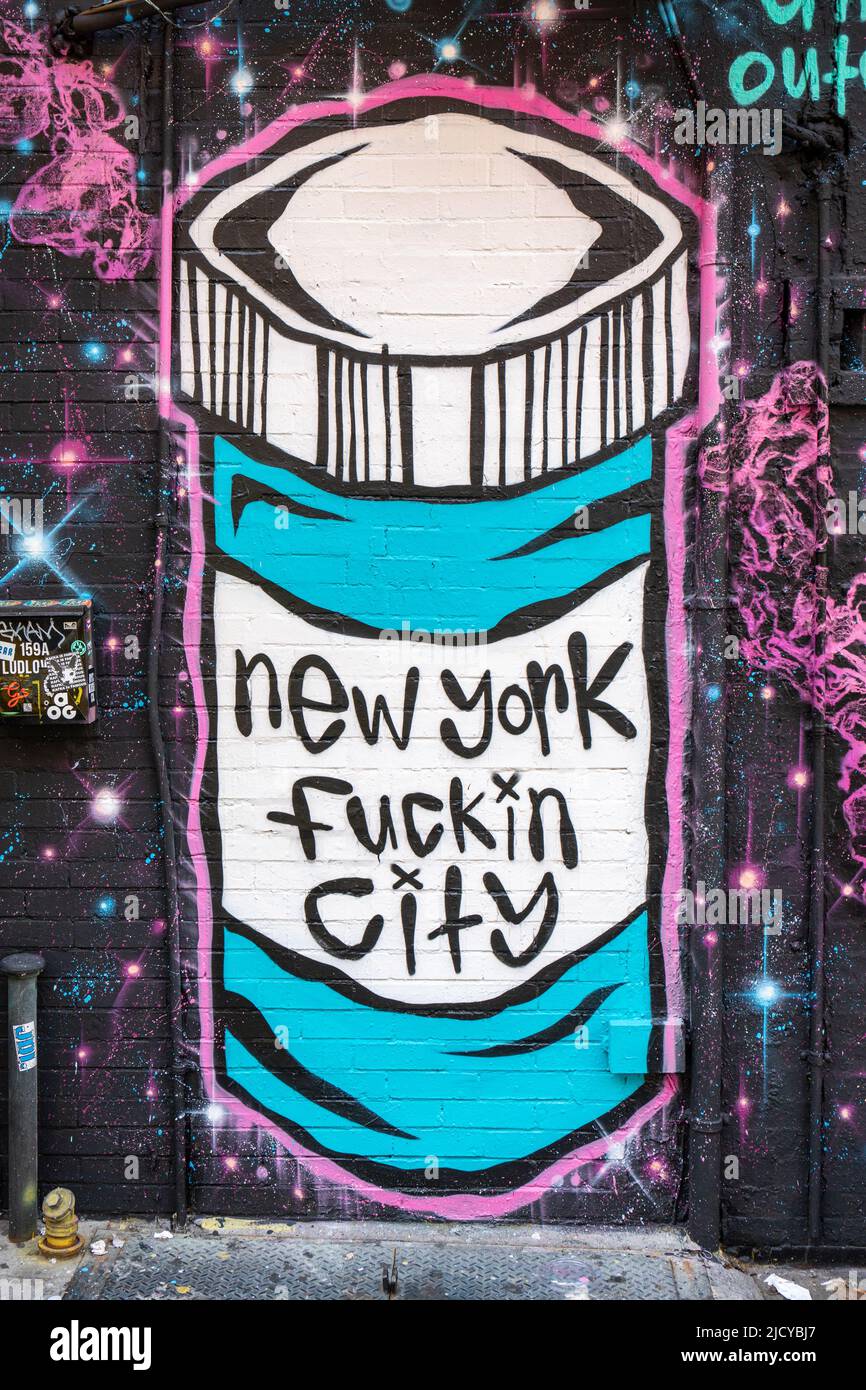 Ville avec des graffitis Banque de photographies et d’images à haute ...
