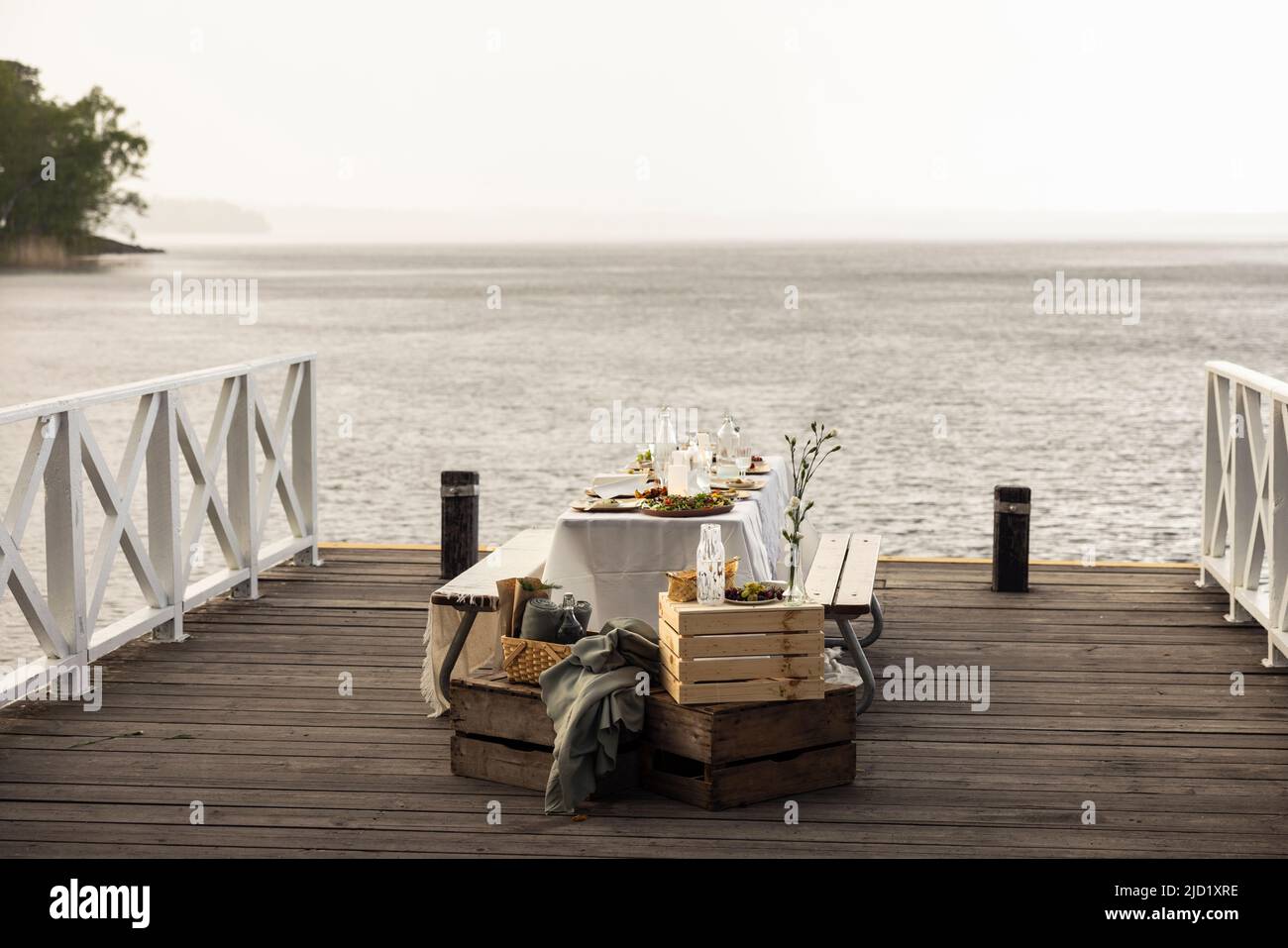 Lac de table Banque de photographies et d’images à haute résolution - Alamy