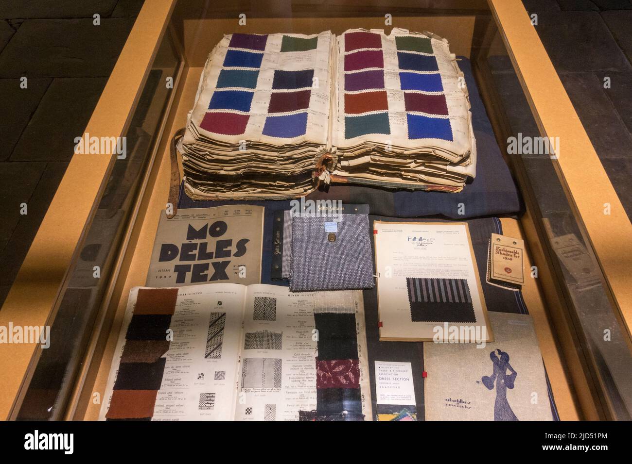 Ancienne usine textile du yorkshire Banque de photographies et d’images ...