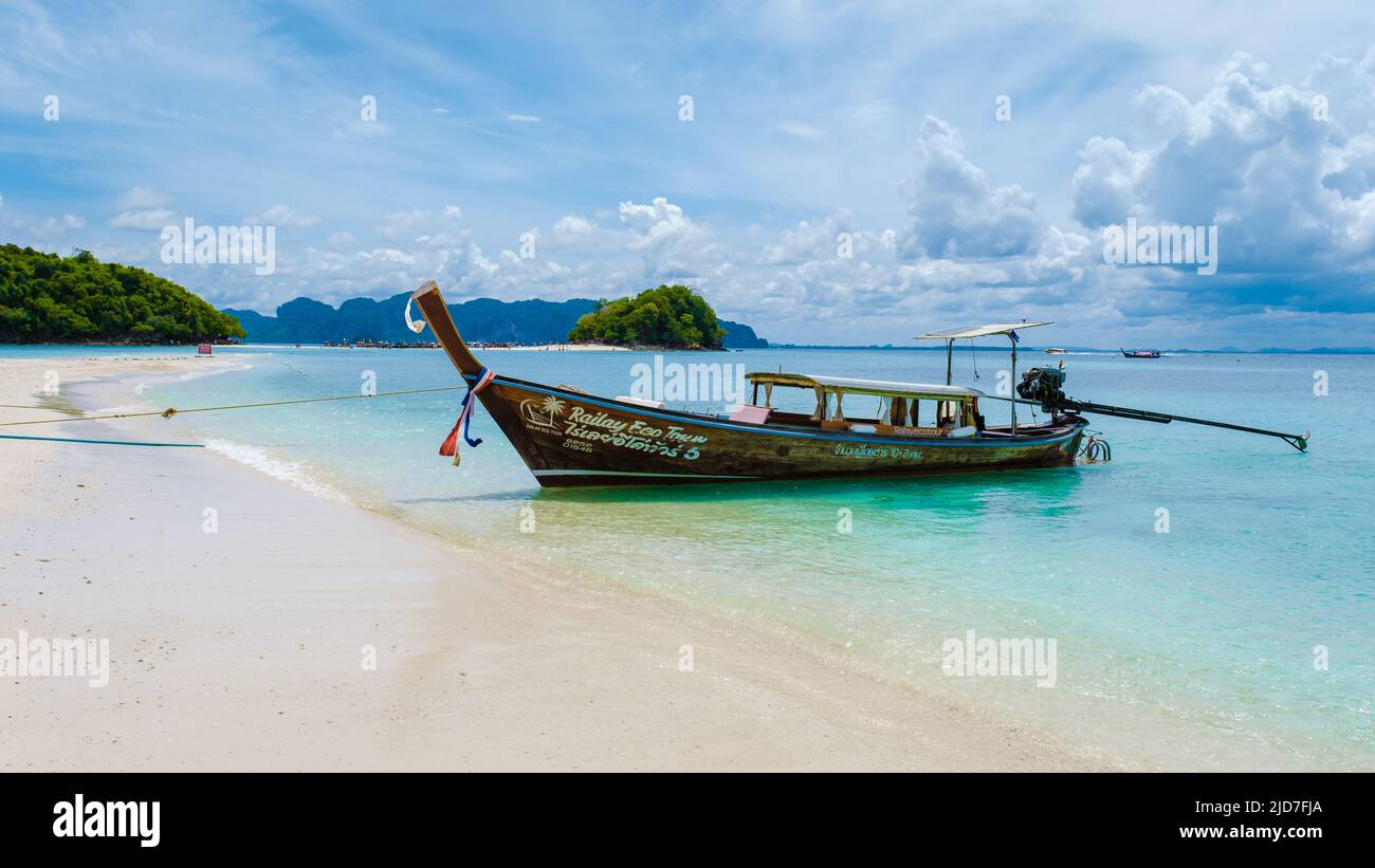 Île de Koh Poda Thaïlande Krabi. Juin 2022, belle plage tropicale lors ...