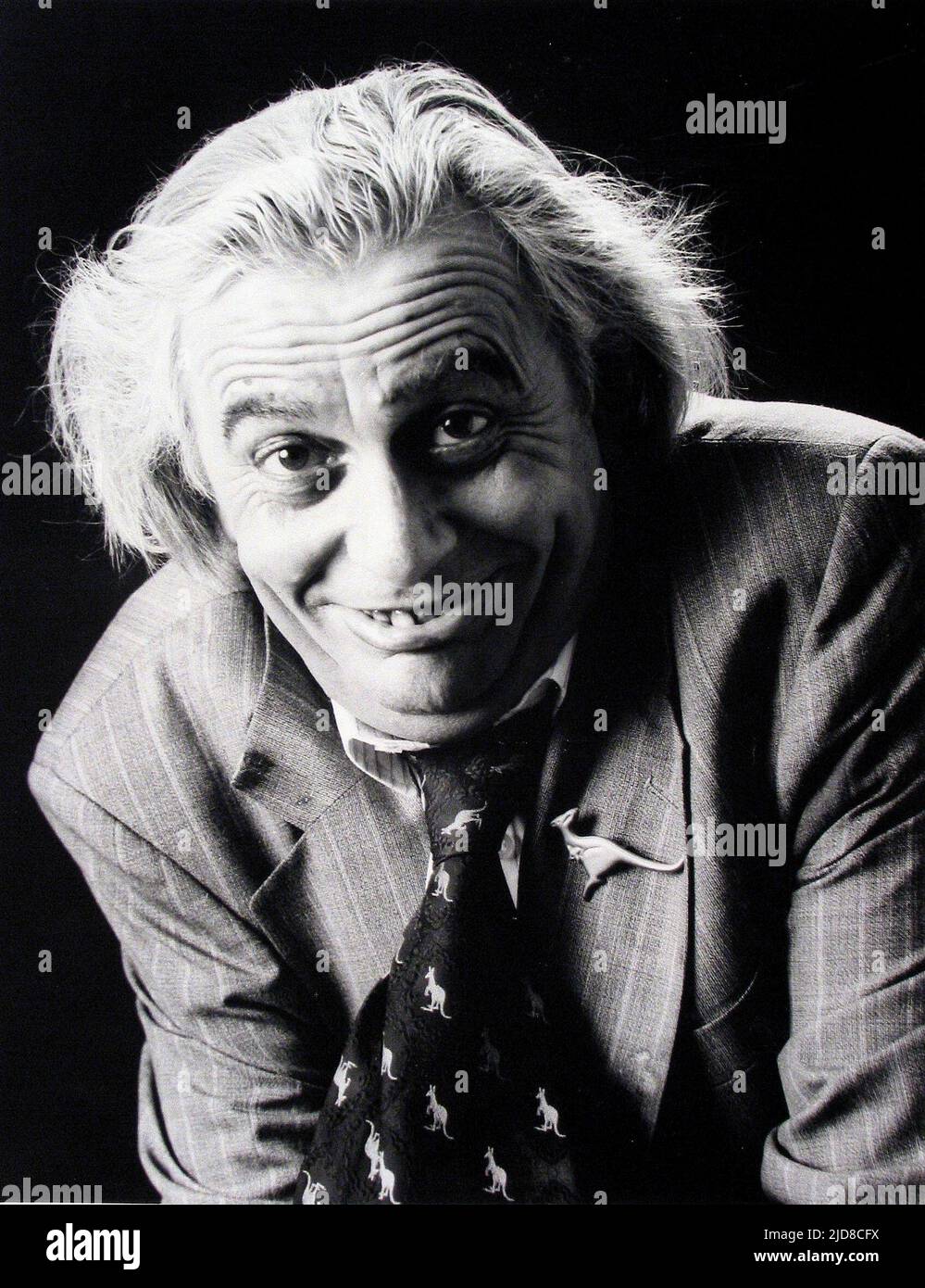 Dame edna Banque de photographies et d’images à haute résolution - Alamy