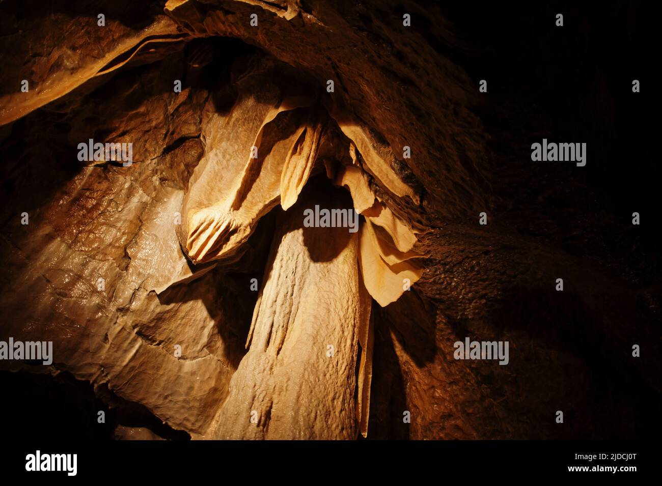 Stalactite curtain Banque de photographies et d’images à haute ...