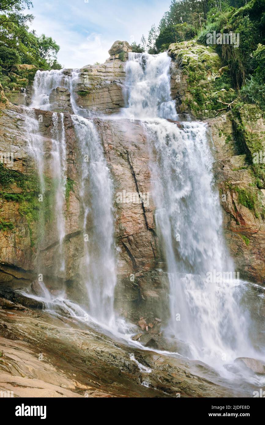 La grand cascade Banque de photographies et d’images à haute résolution ...