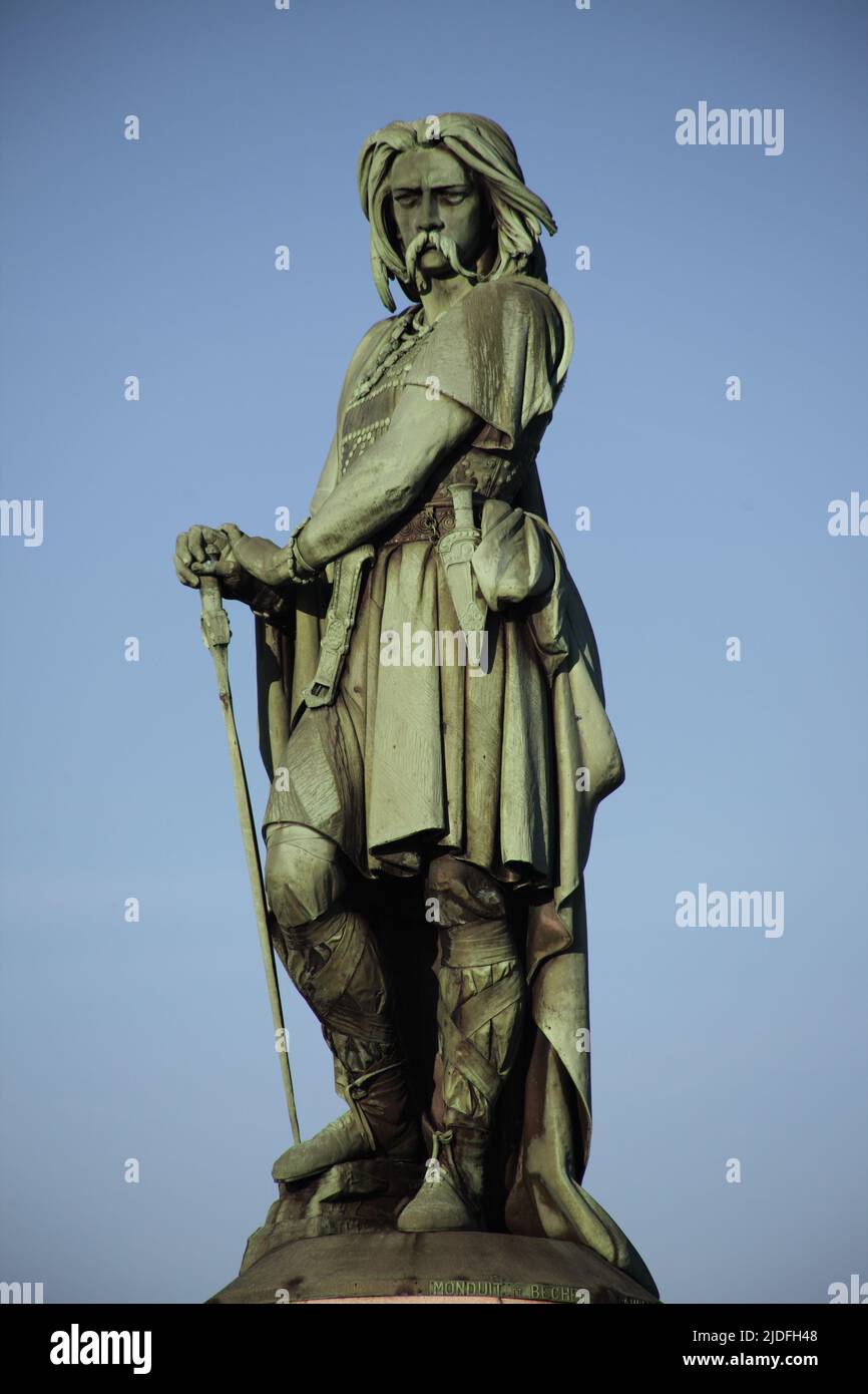 Statue de vercingetorix Banque de photographies et d’images à haute ...